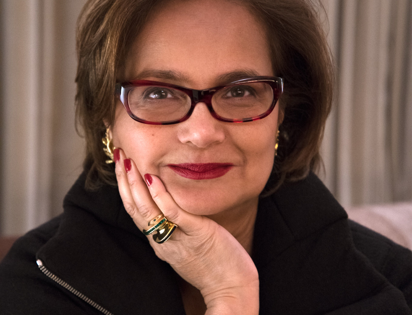 Introducing Mahnaz, our Vintage Curator – Cast